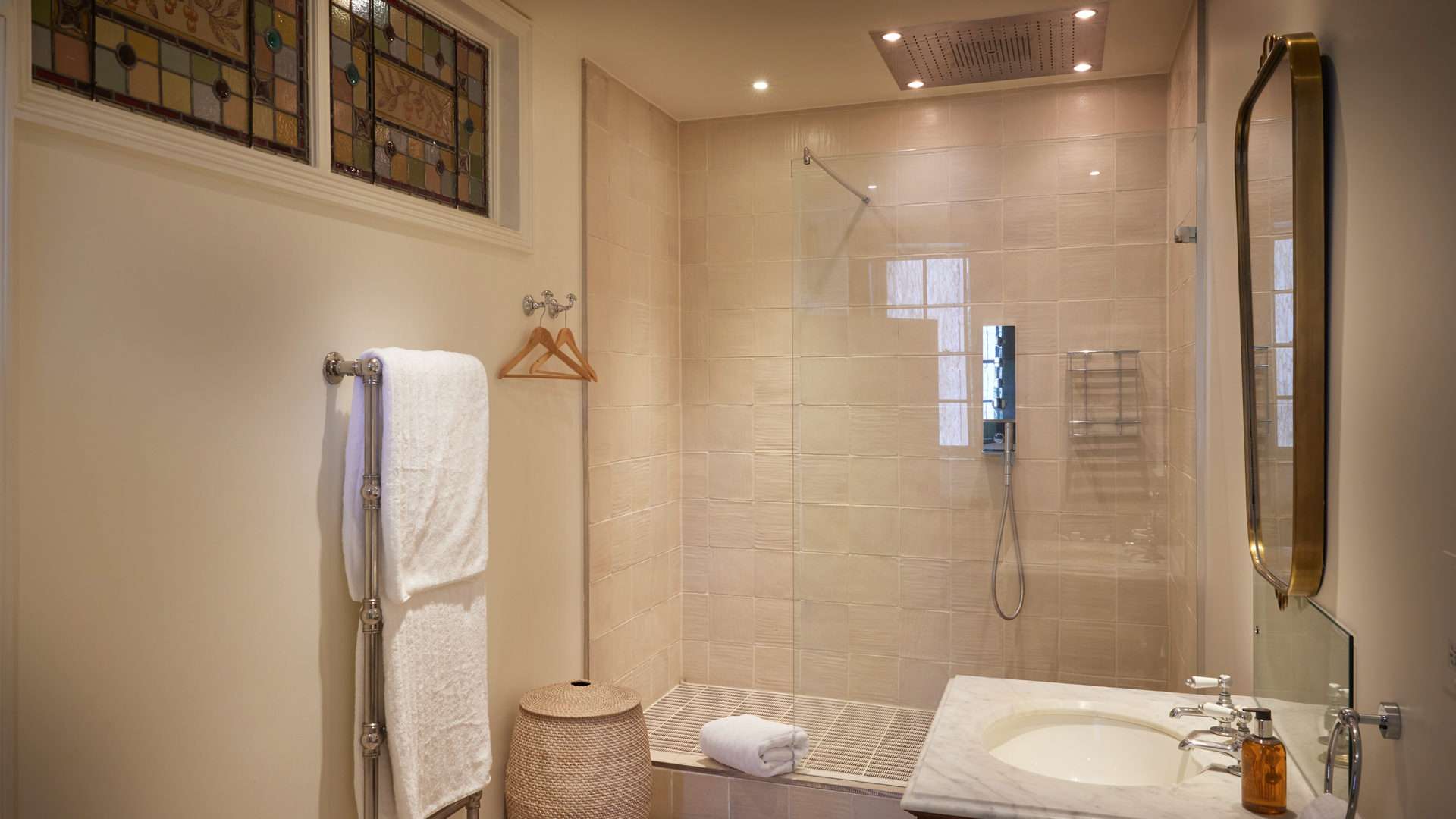 Hampshire Place Manor - Luxury Rural Retreats